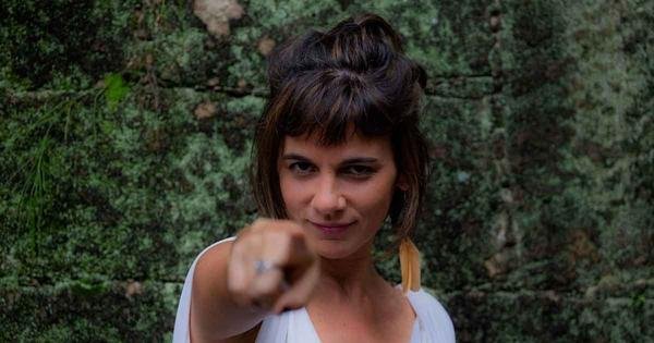 Brisa sonora de Laura Becker - Cultura - Estado de Minas