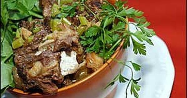 Receita de Caldo de rabada com angu - Sabores de Minas