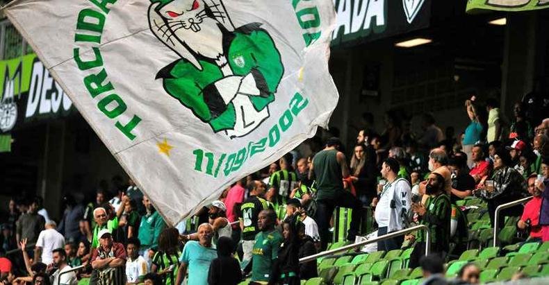Um golaço da torcida americana - Superesportes - Estado de Minas
