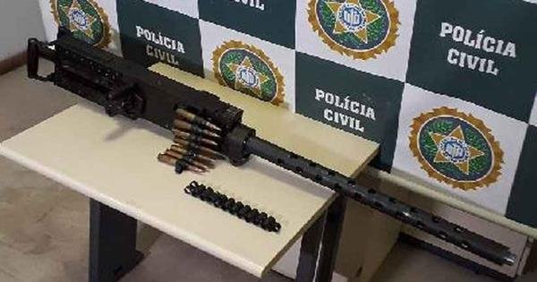 Polícia do Rio apreende metralhadora .50, maior arma já confiscada no ...