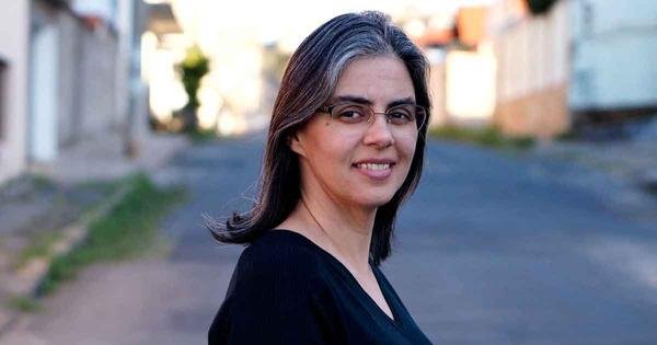 Ana Elisa Ribeiro lança terceiro livro de crônicas - Pensar - Estado de ...