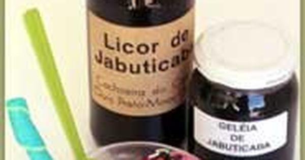 Receita de Licor de jabuticaba - Sabores de Minas