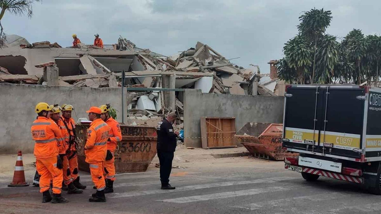 Veja imagens do prédio que caiu em BH -Estado de Minas