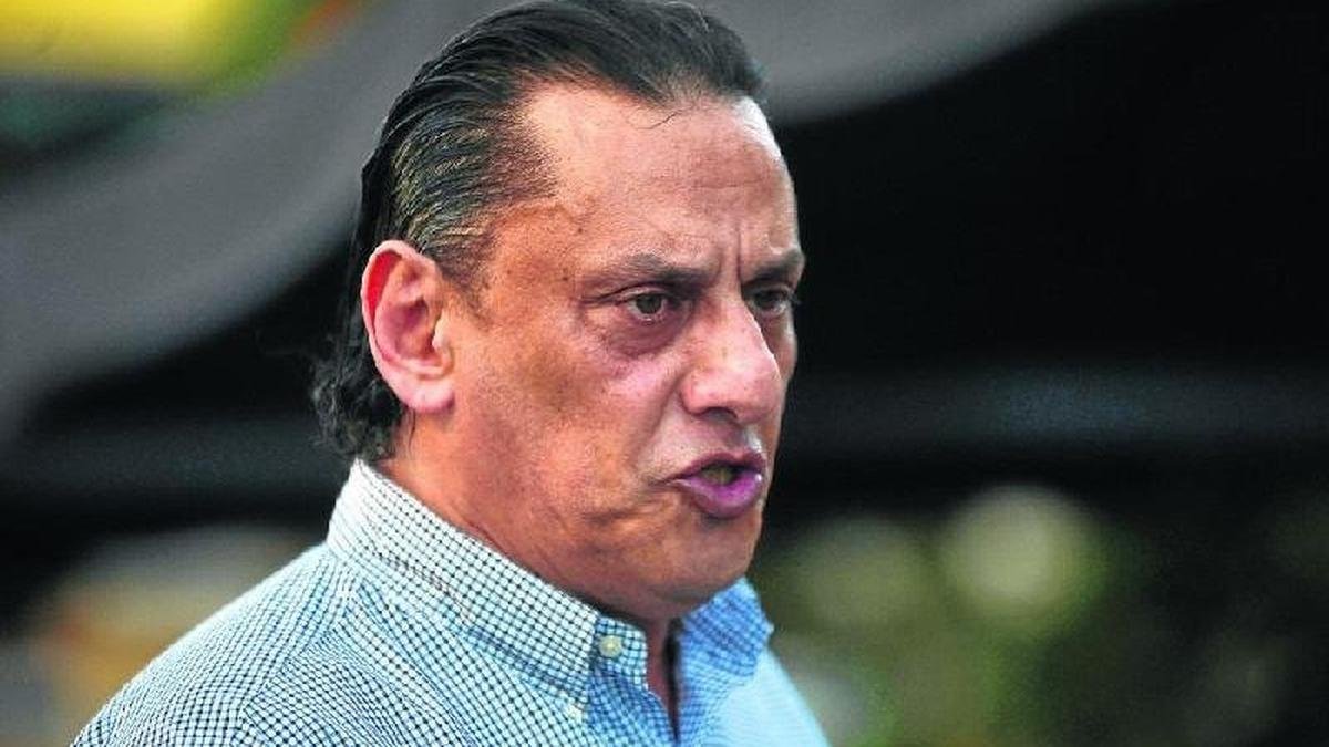 Frederick Wassef também é alvo de operação da PF sobre joias nesta ...