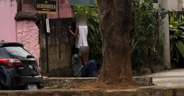 Casal Faz Sexo No Meio Da Rua No Interior De Minas Gerais Estado De