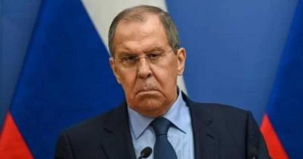 Chanceler da Rússia chega ao Brasil para defender guerra contra a ...
