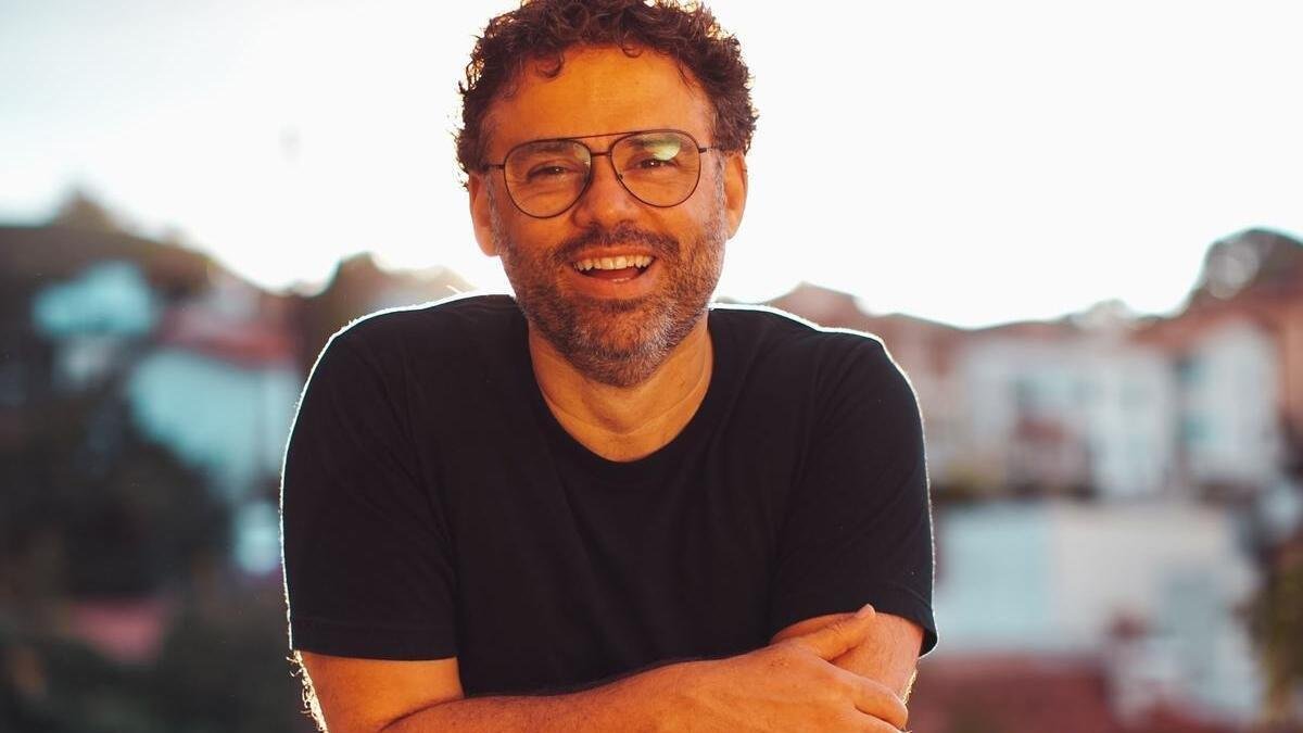 Henrique Portugal canta com Leoni, Toni Garrido e Marco Túlio Lara em ...