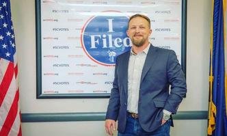 Deputado americano alerta sobre 'sextorsão' após suicídio do filho ...