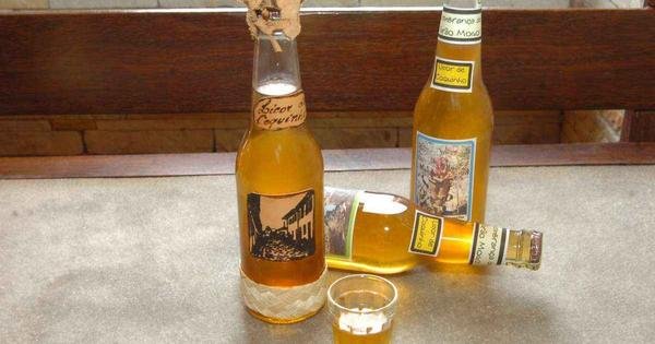 Receita de Licor de coquinho azedo - Sabores de Minas